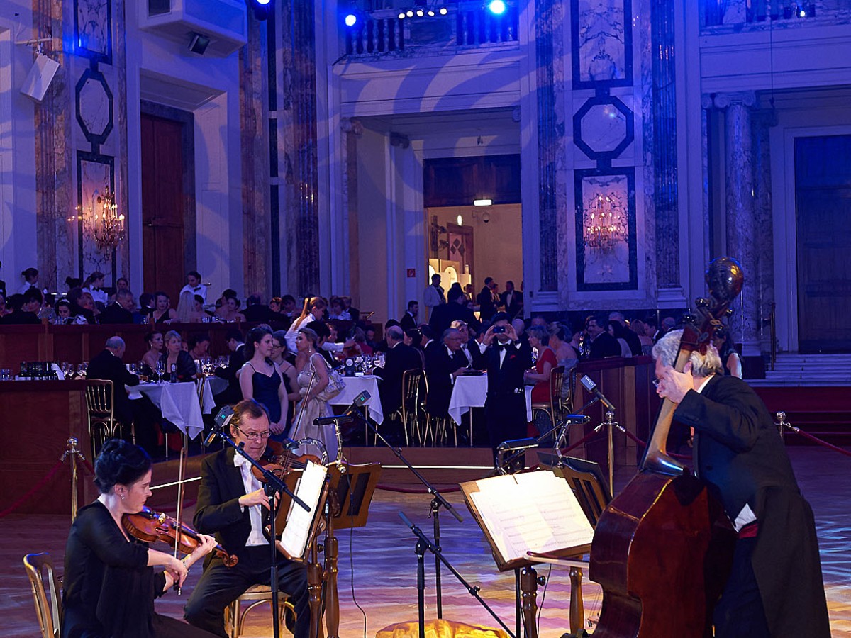 HOFBURG Kongresszentrum Vienna - Hofburg New Year's eve ball