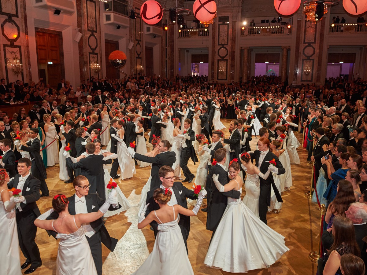 HOFBURG Kongresszentrum Vienna - Hofburg New Year's eve ball