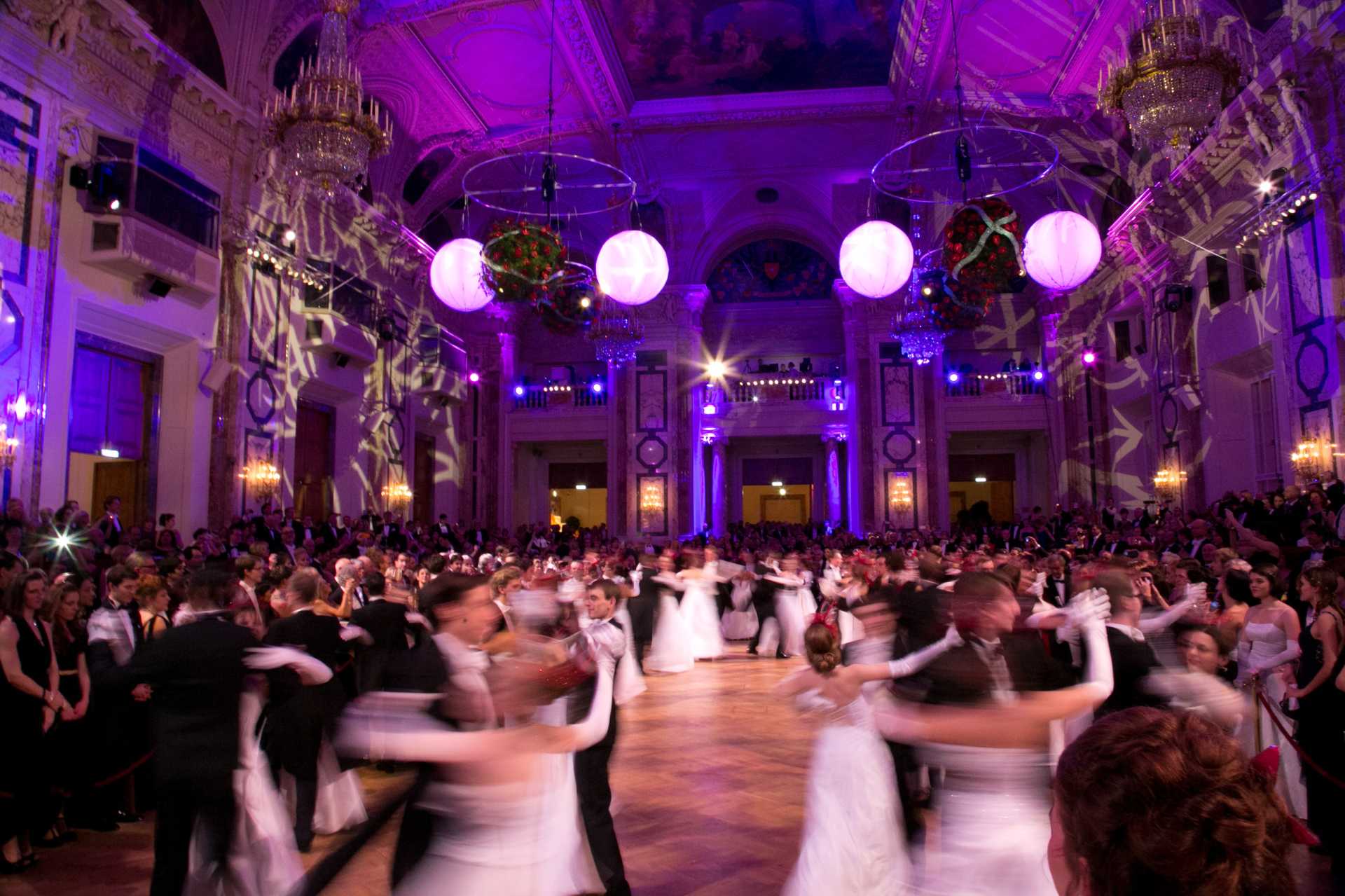 HOFBURG Kongresszentrum Vienna - Hofburg New Year's eve ball